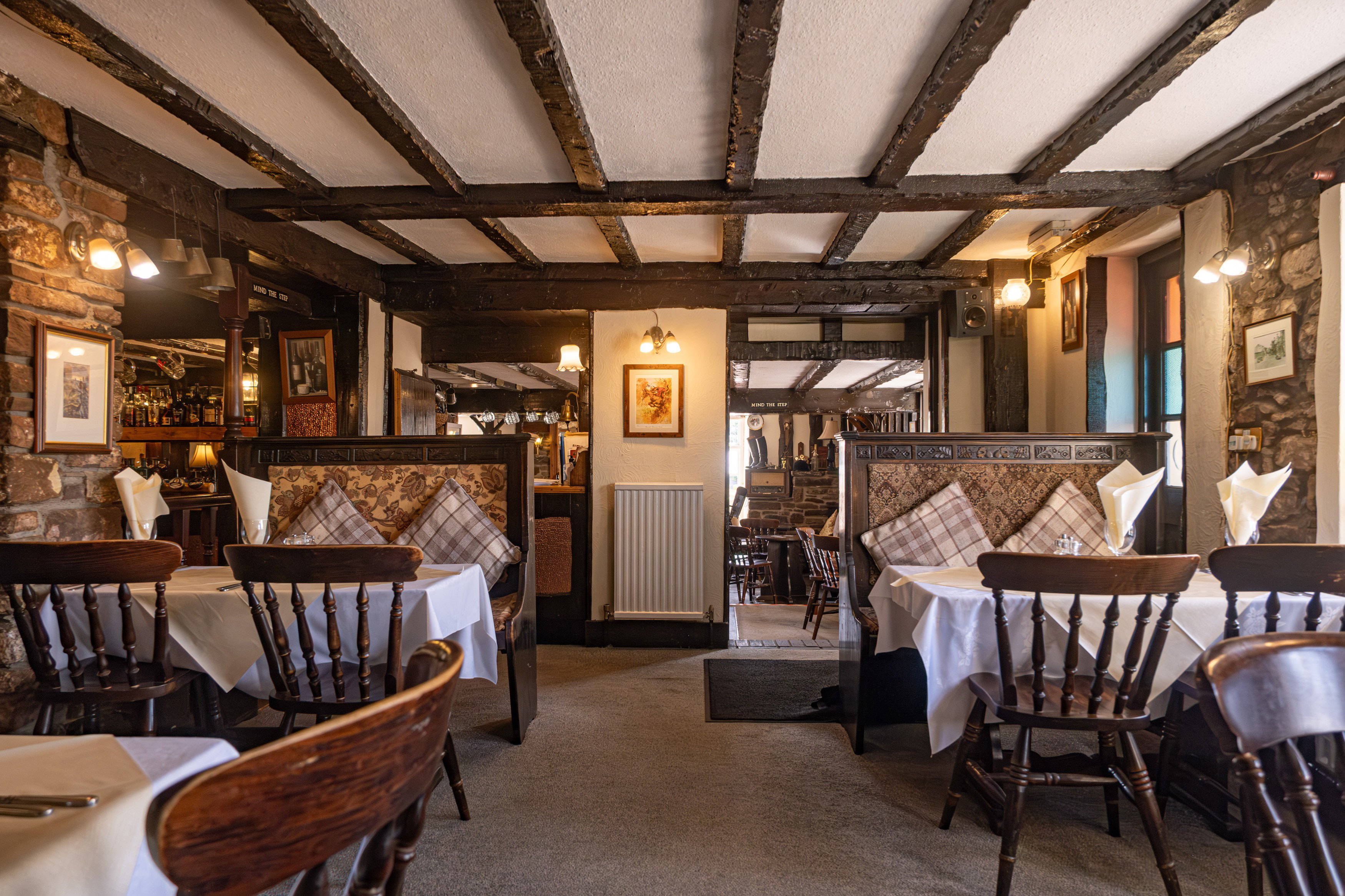 Main Menu | The Hall Inn Gwehelog