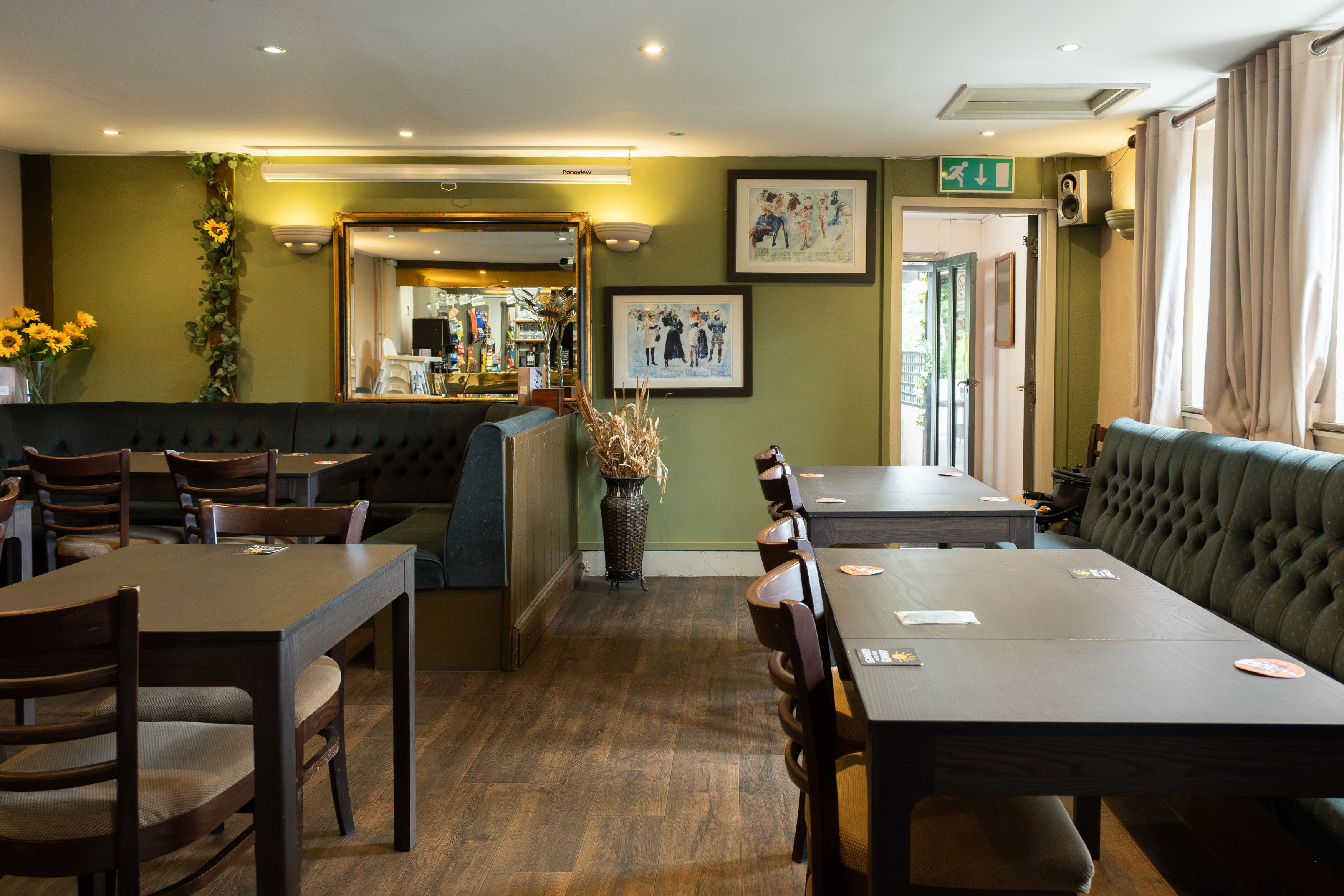 The Queen Inn | Cwmbran