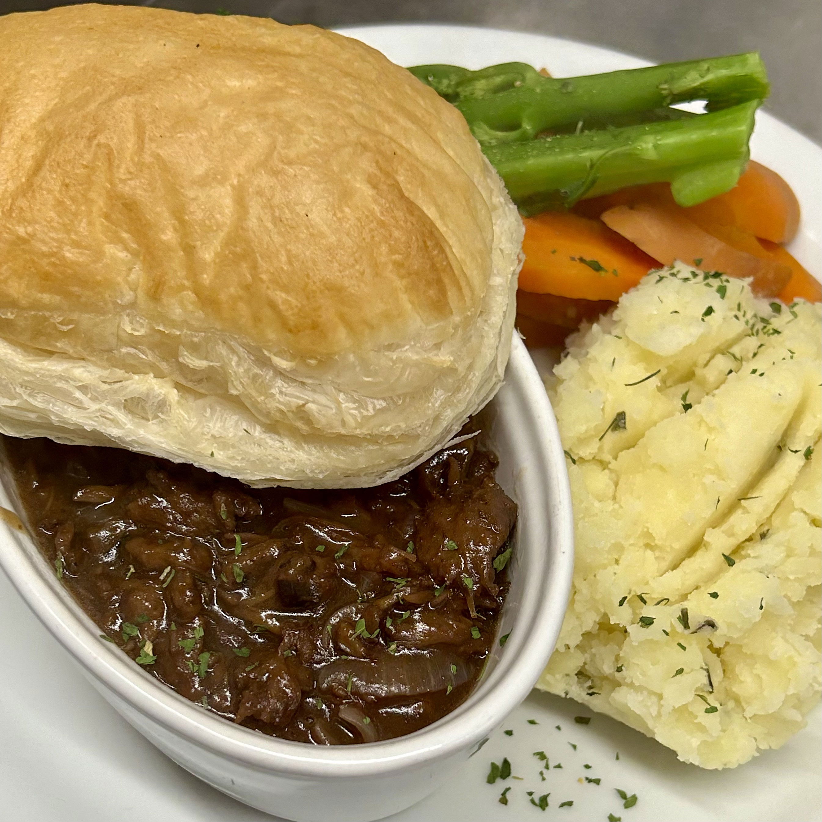 Proudly Vegan | The Queen Inn